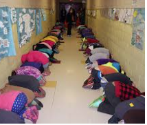 The Wind Blew, by Pat Hutchins | Book Play Everyday